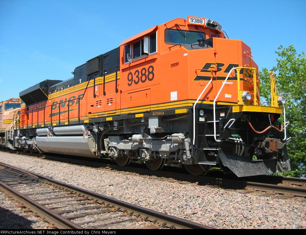 BNSF 9388